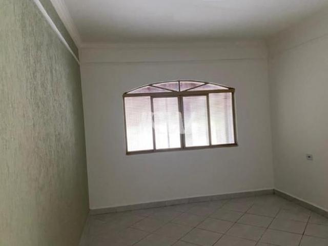 CASA SOBRADO A VENDA NO BAIRRO JARDIM HUBERT NA CIDADE DE INDAIATUBA