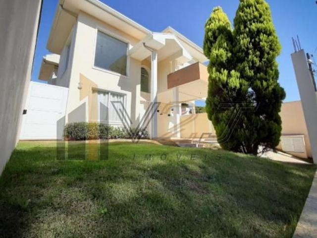 Casa sobrado à Venda no Bairro Jardim Panorama na Cidade de Vinhedo/SP