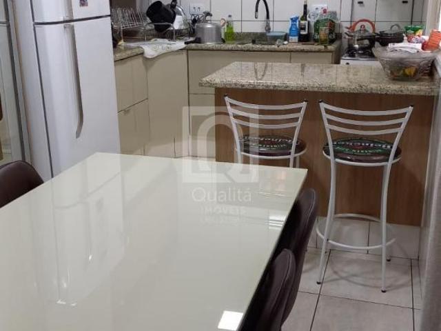 Casa sobrado à Venda no Bairro Wanel Ville em Sorocaba