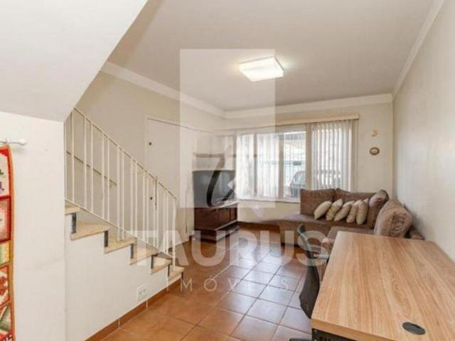 Casa sobrado a venda no Brooklin Paulista. 2 quartos, 2 vagas, edícula, 90m²