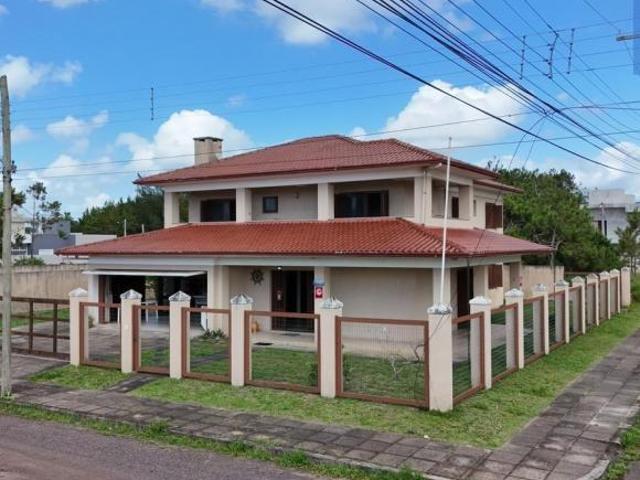 Casa Sobrado a venda no Capão Novo Village