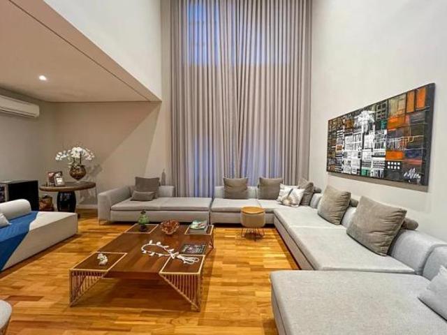 Casa sobrado à venda no Condomínio Melville em Santana de Parnaíba SP