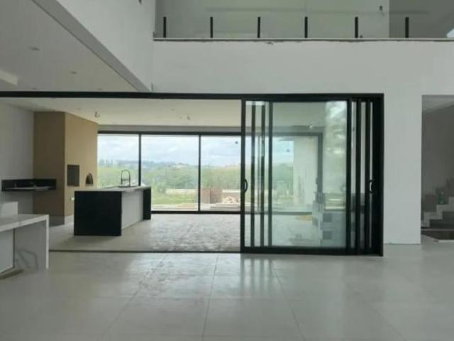 Casa sobrado à venda no Condomínio Fazenda Imperial em Sorocaba SP