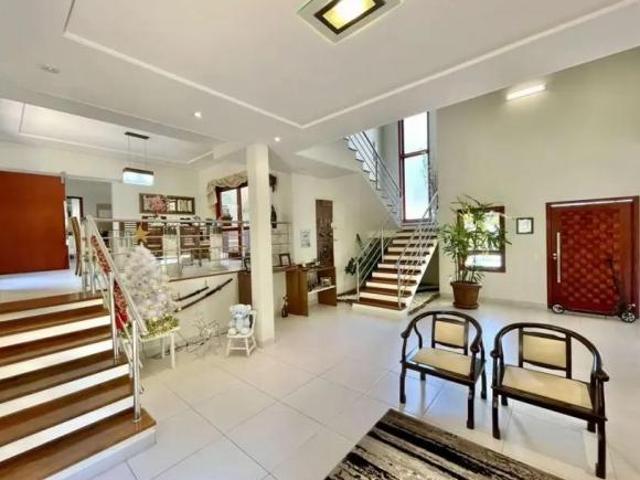 Casa sobrado à venda no Condomínio Parque Dom Henrique II em Cotia SP
