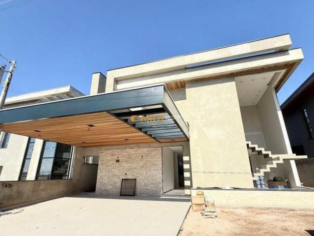 Casa Sobrado à venda no Condomínio Reserva Aruanã | Em Obras