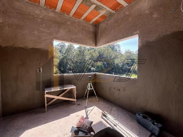 Casa sobrado à venda no Condomínio Reserva Jatobás em Louveira/SP