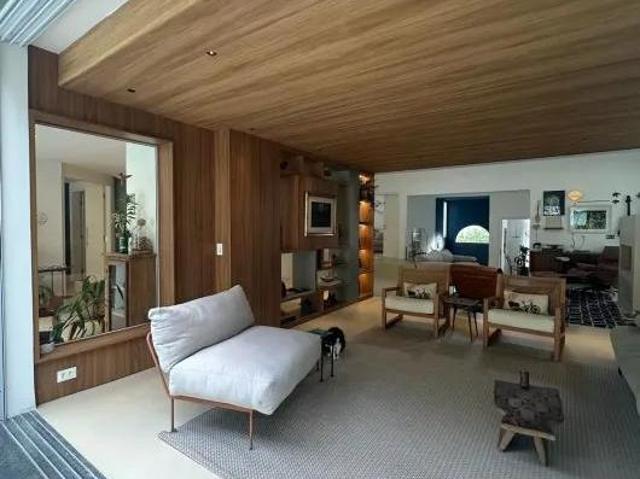 Casa sobrado à venda no Condomínio Residencial Alphaville 10 em Santana de Parnaíba SP