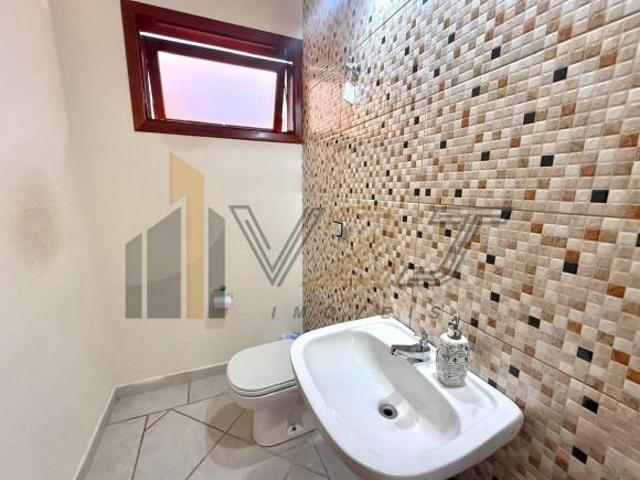 Casa sobrado à venda no Condomínio Villaggio Capriccio em Louveira SP