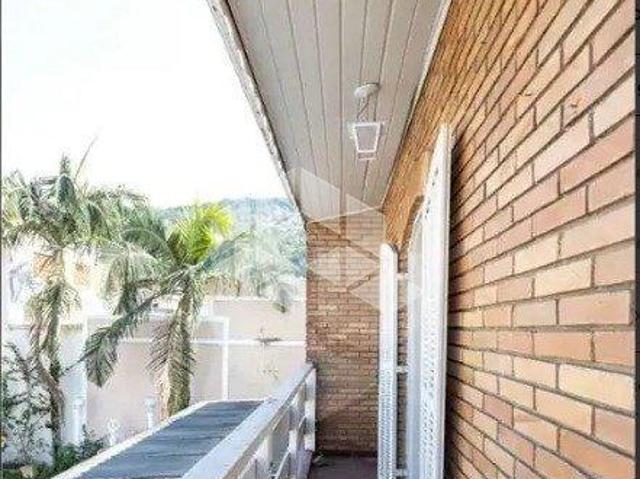Casa sobrado a venda no jardim Tremembé