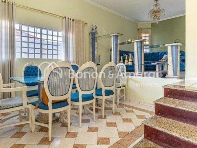 Casa sobrado à venda no Parque Alto Taquaral, bolsão próximo ao Shopping Dom Pedro