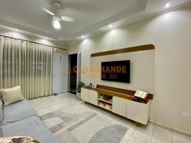Casa Sobrado à Venda no Residencial União 154 m²