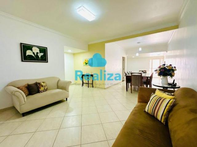 CASA SOBRADO À VENDA SHCGN QUADRA 711 BLOCO C ASA NORTE COM HABITE SE