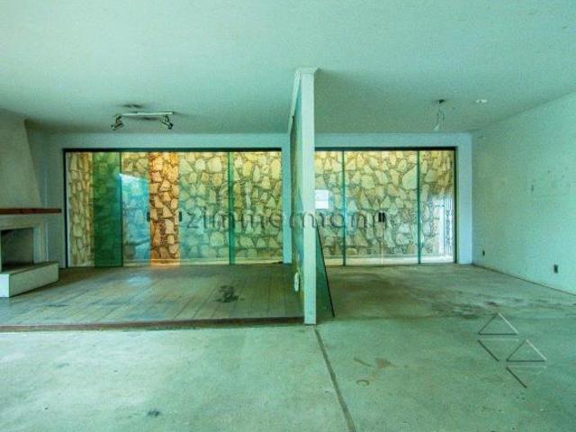 CASA SOBRADO ALTO DA LAPA 3 DORMITÓRIOS 8 VAGAS