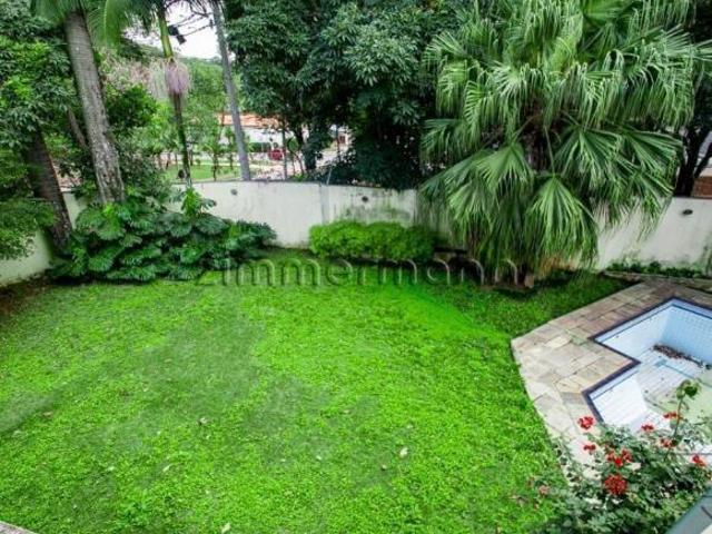 CASA SOBRADO ALTO DE PINHEIROS 4 DORMITÓRIOS