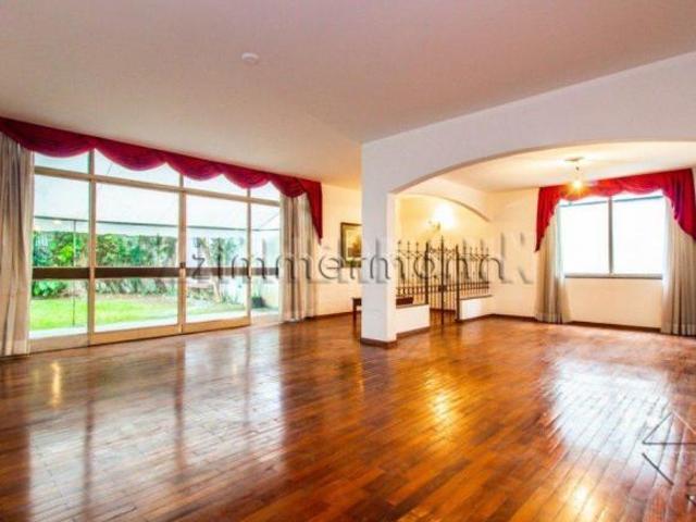 CASA SOBRADO ALTO DE PINHEIROS 4 DORMITÓRIOS