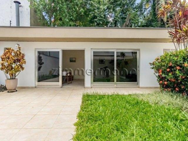 CASA SOBRADO ALTO DE PINHEIROS 5 DORMITÓRIOS 4 VAGAS
