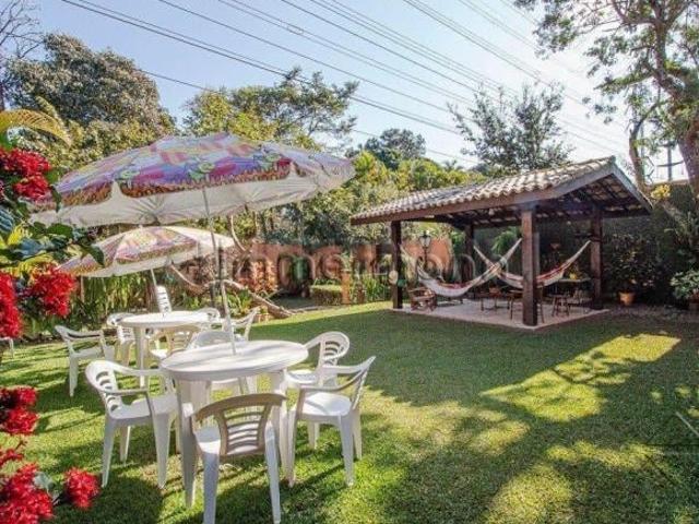 CASA SOBRADO ALTO DE PINHEIROS 6 VAGAS