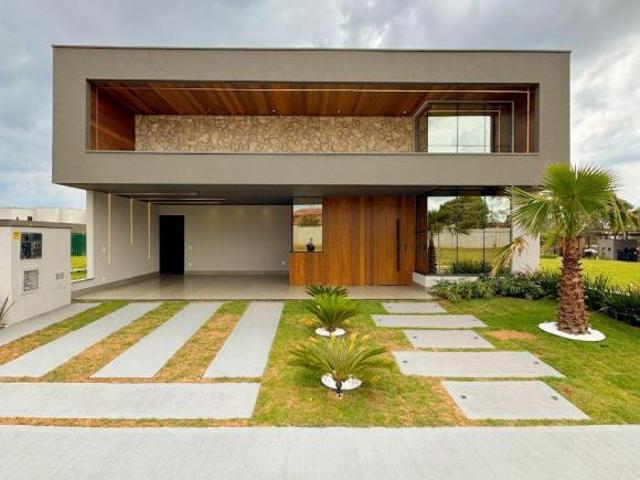 Casa sobrado alto padrão à venda no condomínio Sapezal em Indaiatuba SP