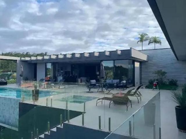 Casa sobrado alto padrão à venda no Condomínio Terras de São José II em Itu SP