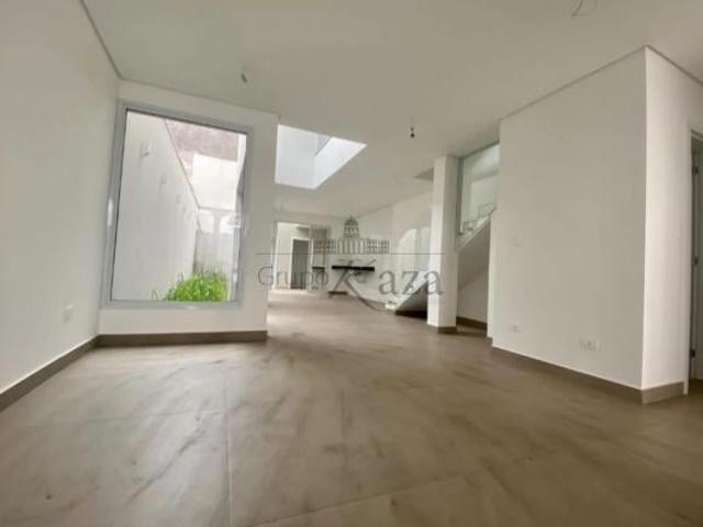 Casa Sobrado Bosque da Saúde 3 Suítes 130m²