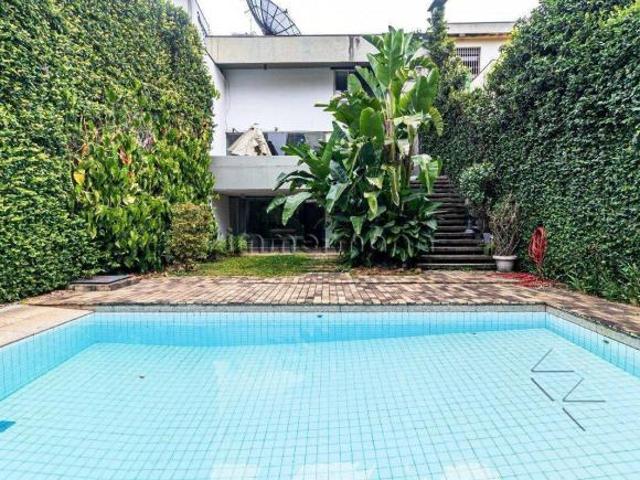 CASA SOBRADO BROOKLIN 3 SUÍTES 3 VAGAS