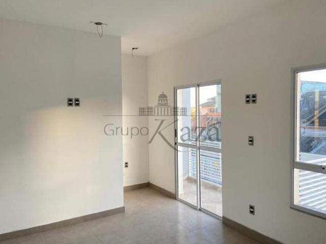 Casa Sobrado Geminada Atos de Vila Paiva 2 Dormitórios 97,70m²