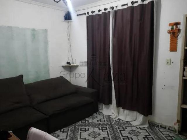 Casa Sobrado Dom Pedro II 3 Dormitórios 240m²