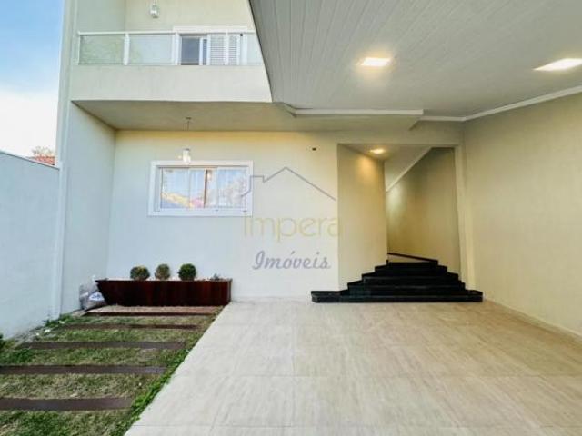 Casa sobrado de 3 dormitórios c/ suíte 180m² Vista Verde São José dos Campos/SP