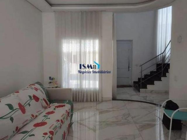 Casa sobrado de 3 suítes a venda no Condomínio Green Park Residence
