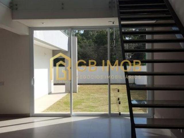 CASA SOBRADO DE 3 SUÍTES JUNDIAÍ