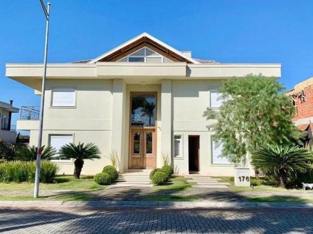 Casa Sobrado de 1000m² Localizado no Residencial Tamboré 10 Santana de Parnaíba SP!