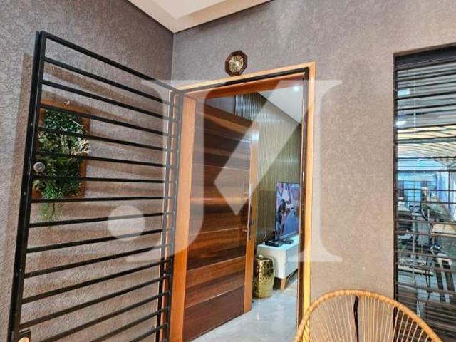 Casa Sobrado de 150m² Com 04 Suítes, Sala integrada e 03 Vagas de garagem Vila Carrão