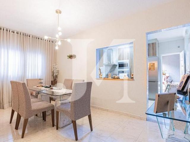 Casa Sobrado de 200m², 5 Dormitórios e 2 vagas para venda no Jardim Vila Formosa