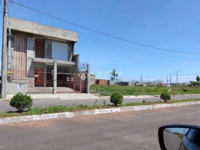 Casa Sobrado de 211m² com 03 quartos, suíte master e Edícula à venda no Bairro São José em Canoas
