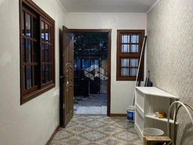 Casa sobrado de 2 quartos com garagem no bairro Hípica