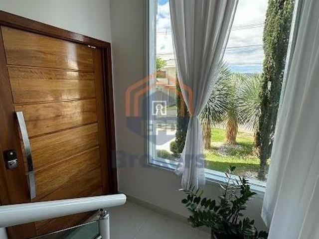 Casa Sobrado de Condominio em Jacaré Cabreúva, SP