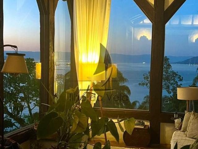 Casa Sobrado de Condominio em Piuva Ilhabela