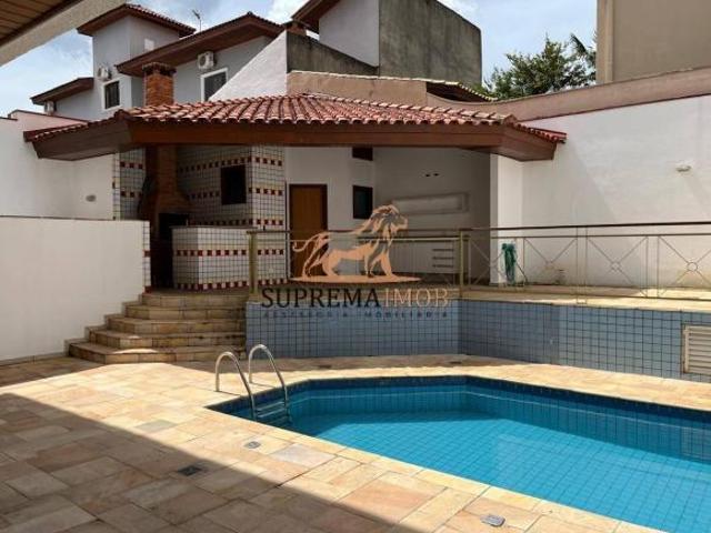 Casa sobrado de alto padrão à venda no Condomínio Constantino Matucci