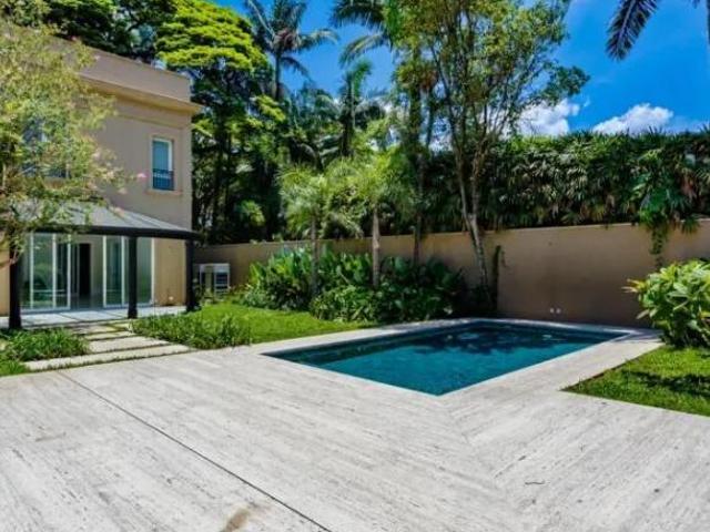 Casa sobrado de alto padrão à venda no Jardim América em São Paulo SP