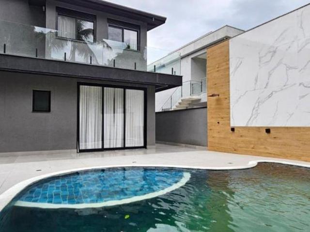 CASA SOBRADO DE ALTO PADRÃO PARA VENDA EM RIVIERA DE SÃO LOURENÇO