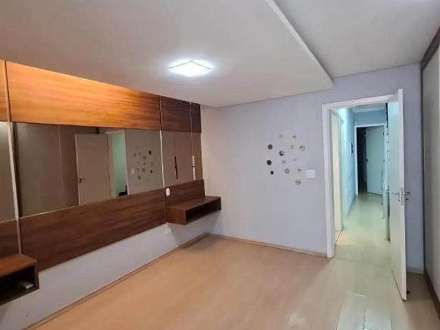 Casa sobrado em condomínio