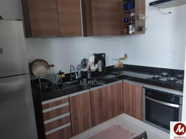 Casa sobrado em condominio 2 dormitórios, cozinha planejada, em condomínio fechado