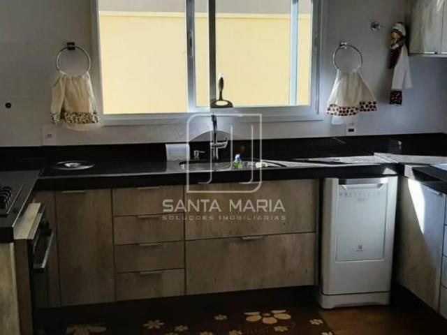 Casa sobrado em condominio 3 dormitórios/suite, cozinha planejada, portaria 24 horas, em condomíni