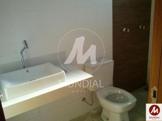 Casa sobrado em condominio 3 dormitórios/suite, portaria 24 horas, lazer, salão de festa, em condo