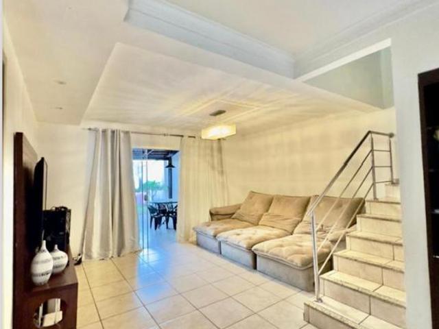 Casa / Sobrado em Condomínio fechado no Jardim Atlântico Goiânia Goiás