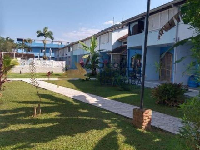 Casa Sobrado em condomínio fechado a venda no Perequê Açú, Ubatuba SP