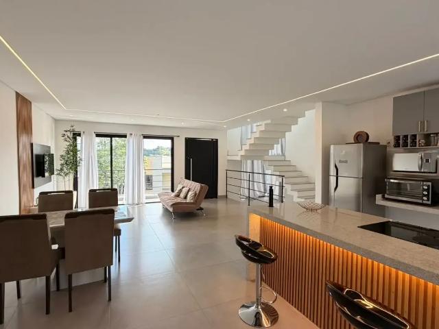 Casa / Sobrado em Condomínio para Locação em Taubaté/SP Condominio Cataguá Way 3 Quartos