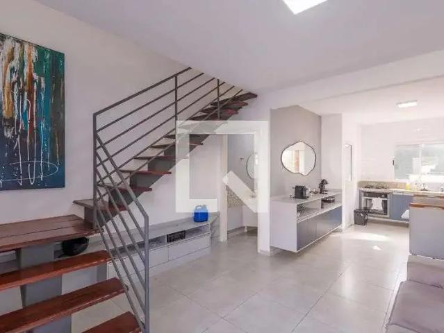 Casa / Sobrado em Condomínio para Locação em Taubaté/SP Campos Elíseos 2 Quartos