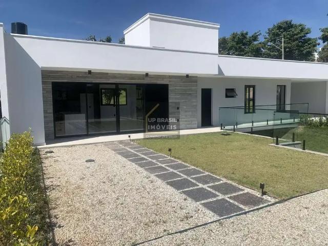 Casa / Sobrado em Condomínio para Locação em Taubaté/SP Chácara São Félix 4 Quartos
