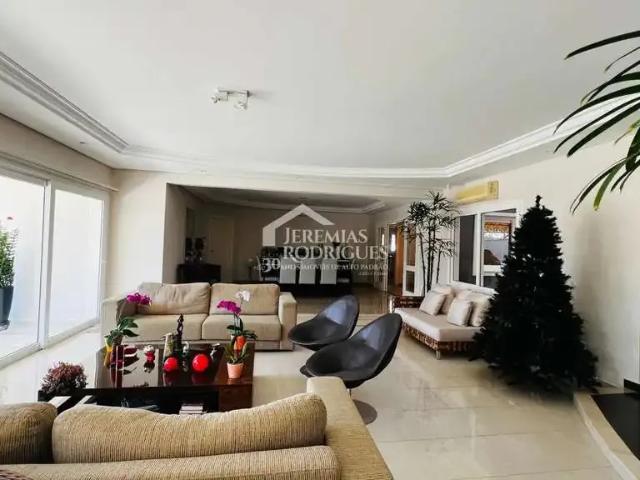 Casa / Sobrado em Condomínio para Locação em Taubaté/SP Chácaras Cataguá 6 Quartos